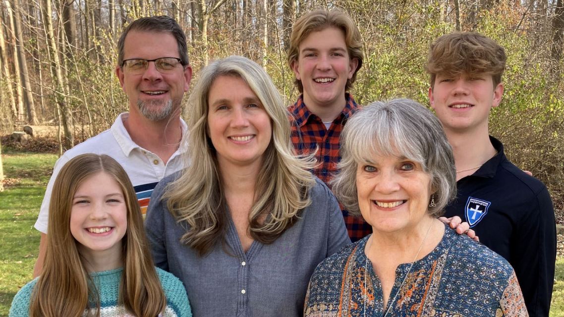 Tobias and Becky Keyes